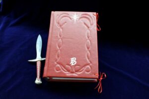 The Lord of the Rings - Red Book of Westmarch Leatherbound Collector's ...