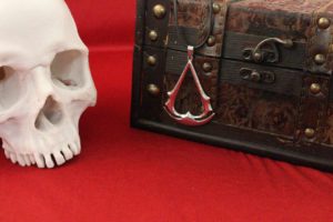 Assassins Creed Necklace - Insignia / Symbol / Mark Pendant - Geekify Inc